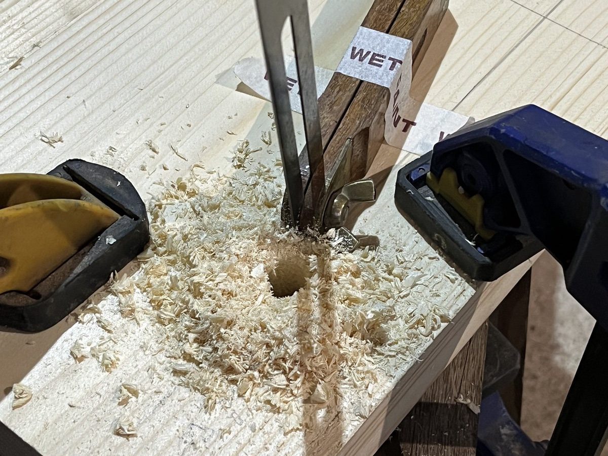 Chairmaking.org - The Art of Making Chairs and Stools